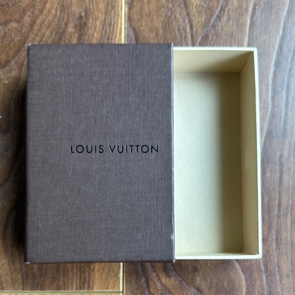 Louis Vuitton | Bags | Louis Vuitton Small Box | Poshmark